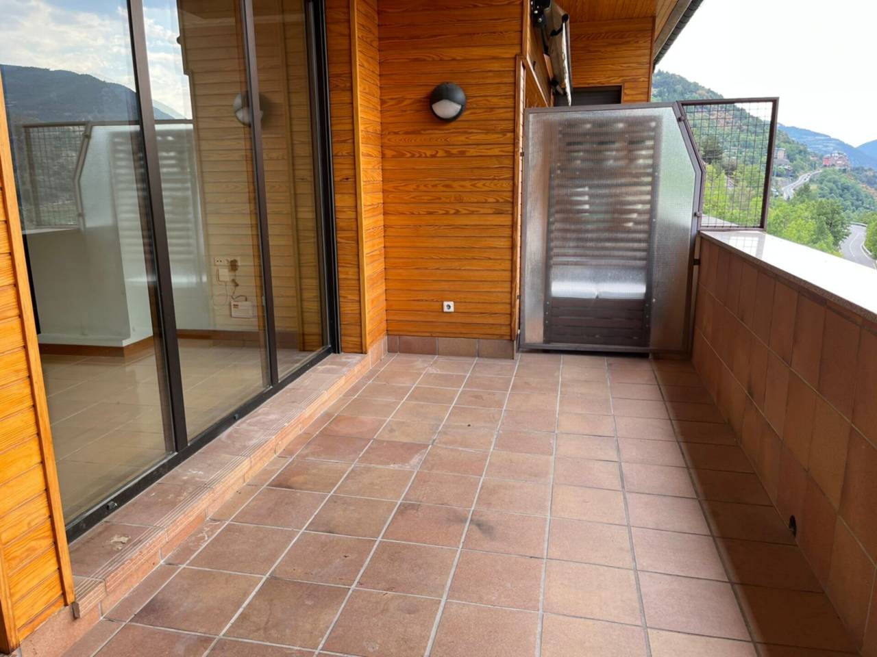 Pisos.ad: Compra, venta y Alquiler de Pisos y casas en Andorra